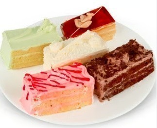 ASSORTED SLICE CAKE